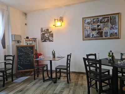 Adelphi Boutique Hotel & Restaurant - HubpyMalta | HM Directory ...